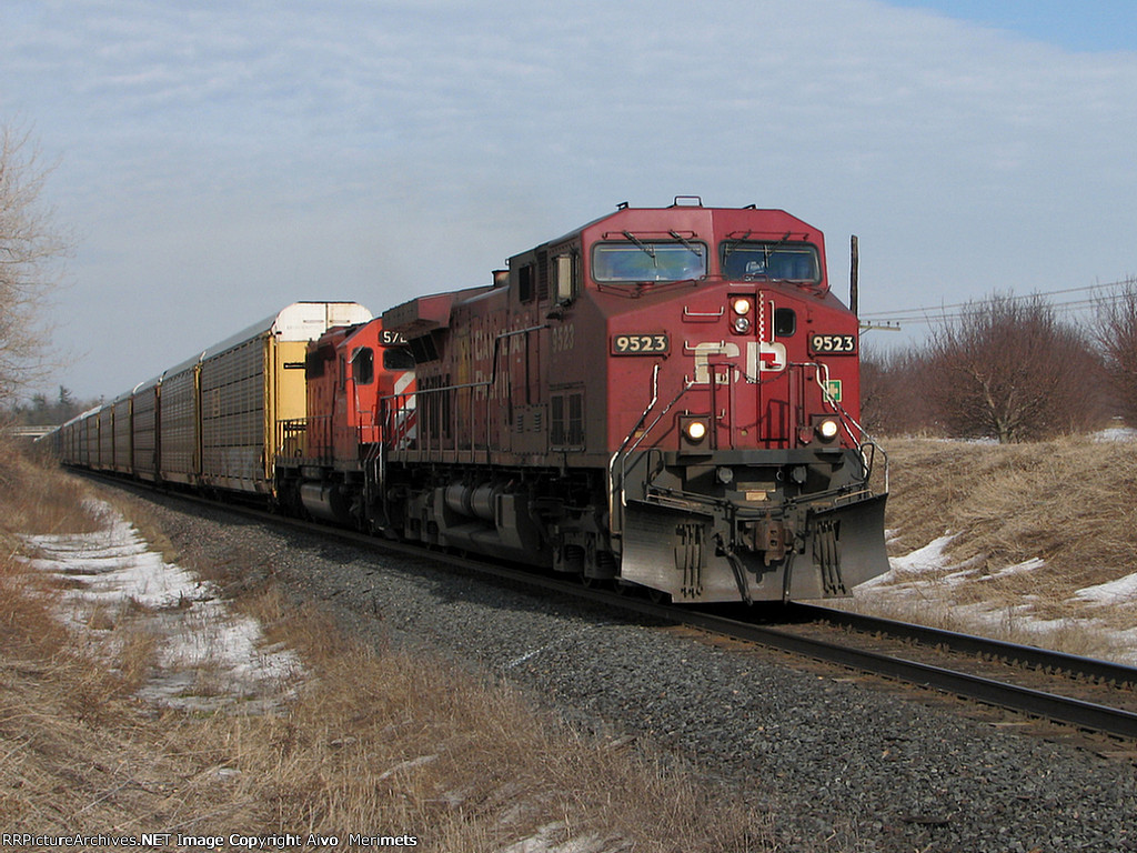 CP 9523 west near Trenton